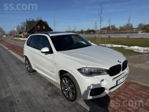 White BMW X5 2015 in Jelgava, with an engine capacity of 3.00 L and mileage of 276 thousand km for 19650 €, photo 7 on AUTOMOTO.COM.LV