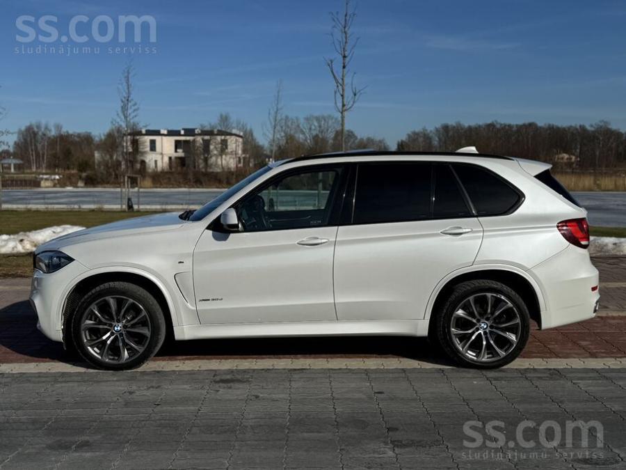 White BMW X5 2015 in Jelgava, with an engine capacity of 3.00 L and mileage of 276 thousand km for 19650 €, photo 15 on AUTOMOTO.COM.LV