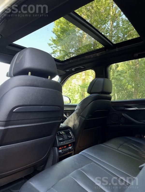 Balts BMW X5 2015 Liepāja, ar dzinēja tilpumu 3.00 L un nobraukumu 228 tūkst. km par 24900 €, foto 10 vietnē AUTOMOTO.COM.LV