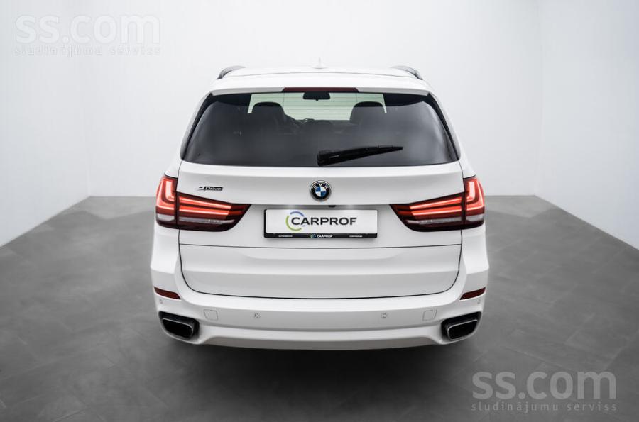 White BMW X5 2015 in Riga, with an engine capacity of 2.00 L and mileage of 189 thousand km for 20299 €, photo 6 on AUTOMOTO.COM.LV