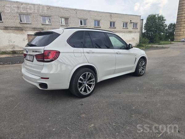 Balts BMW X5 2015 Rīga, ar dzinēja tilpumu 3.00 L un nobraukumu 230 tūkst. km par 25500 €, foto 9 vietnē AUTOMOTO.COM.LV