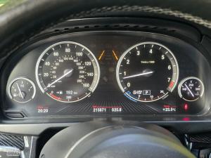 White BMW X5 2015 in Vilnius, with an engine capacity of 4.40 L and mileage of 215 thousand km for 19000 €, photo 12 on AUTOMOTO.COM.LV