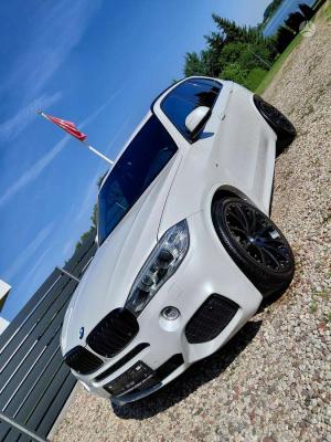 Balts BMW X5 2015 Vilkaviškis, ar dzinēja tilpumu 2.99 L un nobraukumu 235 tūkst. km par 19850 €, foto 4 vietnē AUTOMOTO.COM.LV