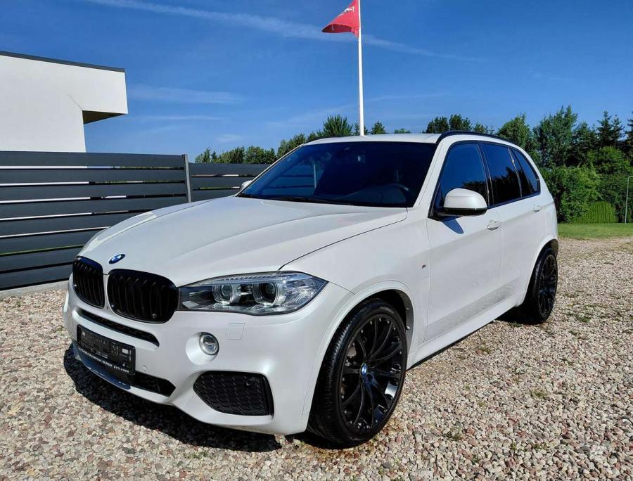 Balts BMW X5 2015 Vilkaviškis, ar dzinēja tilpumu 2.99 L un nobraukumu 235 tūkst. km par 19850 €, foto 5 vietnē AUTOMOTO.COM.LV