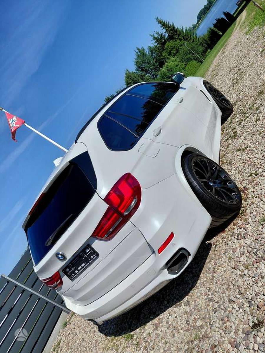 Balts BMW X5 2015 Vilkaviškis, ar dzinēja tilpumu 2.99 L un nobraukumu 235 tūkst. km par 19850 €, foto 12 vietnē AUTOMOTO.COM.LV