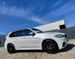 Balts BMW X5 2015 Vilkaviškis, ar dzinēja tilpumu 2.99 L un nobraukumu 235 tūkst. km par 19850 €, foto 15 vietnē AUTOMOTO.COM.LV