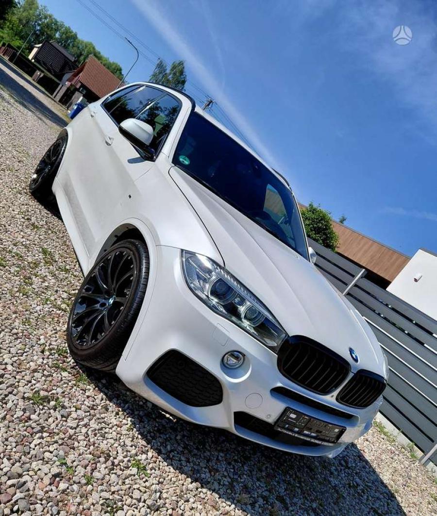 Balts BMW X5 2015 Vilkaviškis, ar dzinēja tilpumu 2.99 L un nobraukumu 235 tūkst. km par 19850 €, foto 17 vietnē AUTOMOTO.COM.LV