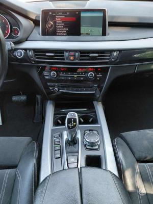 Balts BMW X5 2015 Vilkaviškis, ar dzinēja tilpumu 2.99 L un nobraukumu 235 tūkst. km par 19850 €, foto 31 vietnē AUTOMOTO.COM.LV