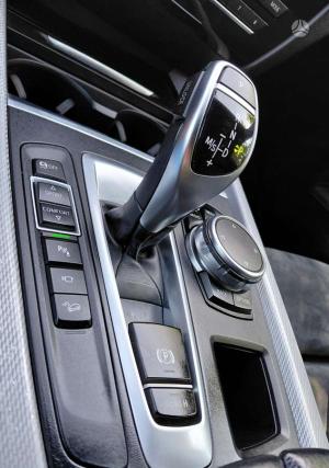 Balts BMW X5 2015 Vilkaviškis, ar dzinēja tilpumu 2.99 L un nobraukumu 235 tūkst. km par 19850 €, foto 34 vietnē AUTOMOTO.COM.LV