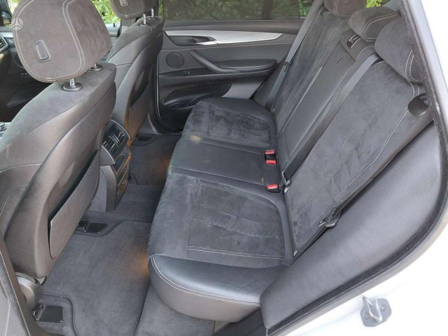 Balts BMW X5 2015 Vilkaviškis, ar dzinēja tilpumu 2.99 L un nobraukumu 235 tūkst. km par 19850 €, foto 41 vietnē AUTOMOTO.COM.LV