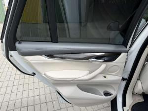 Balts BMW X5 2015 Marijampole, ar dzinēja tilpumu 2.99 L un nobraukumu 226 tūkst. km par 16500 €, foto 16 vietnē AUTOMOTO.COM.LV