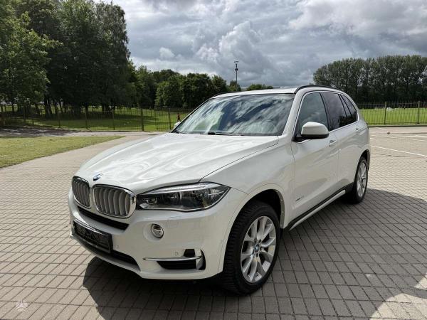 Balts BMW X5 2015 Marijampole, ar dzinēja tilpumu 2.99 L un nobraukumu 226 tūkst. km par 16500 €, foto 1 vietnē AUTOMOTO.COM.LV
