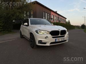 Balts BMW X5 2015 Rīga, ar dzinēja tilpumu 3.00 L un nobraukumu 350 tūkst. km par 15950 €, foto 5 vietnē AUTOMOTO.COM.LV