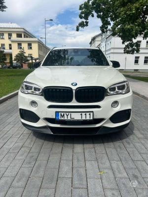 White BMW X5 2015 in Marijampole, with an engine capacity of 2.00 L and mileage of 243 thousand km for 17500 €, photo 5 on AUTOMOTO.COM.LV