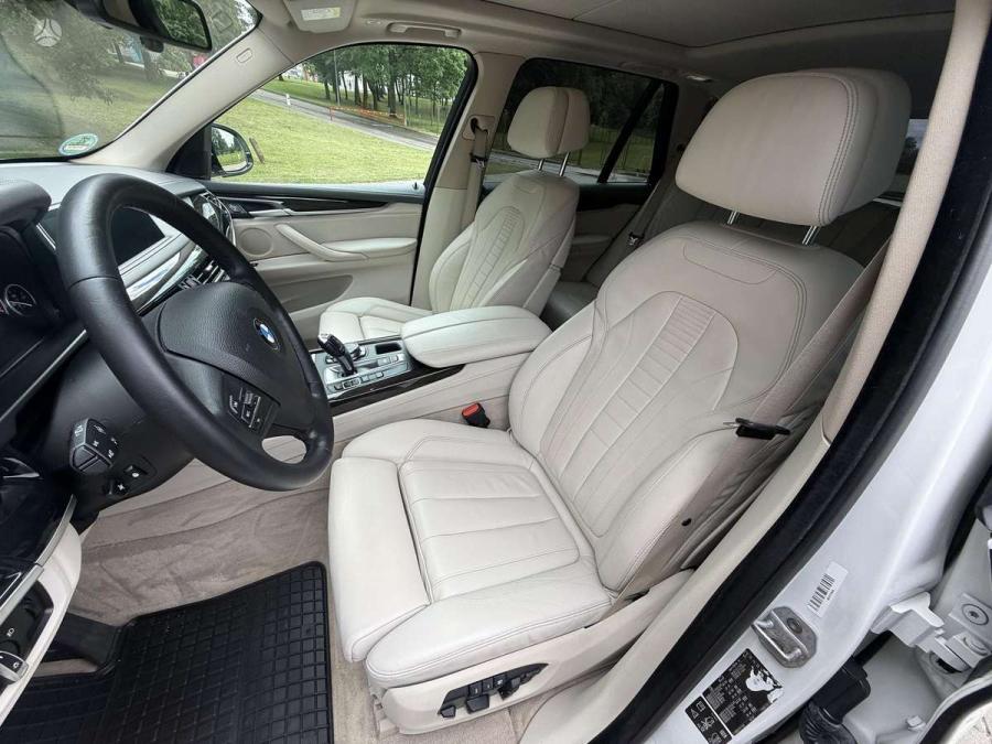 White BMW X5 2015 in Marijampole, with an engine capacity of 2.99 L and mileage of 226 thousand km for 16300 €, photo 11 on AUTOMOTO.COM.LV