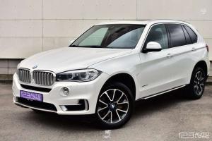 White BMW X5 2015 in Kretinga, with an engine capacity of 4.40 L and mileage of 239 thousand km for 11999 €, photo  on AUTOMOTO.COM.LV
