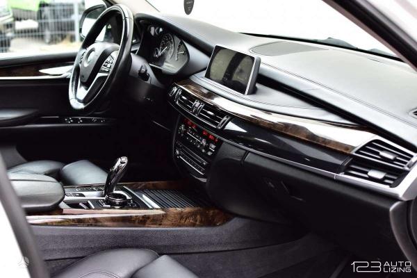 White BMW X5 2015 in Kretinga, with an engine capacity of 4.40 L and mileage of 239 thousand km for 11999 €, photo 2 on AUTOMOTO.COM.LV