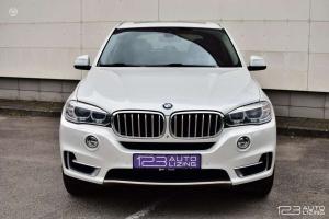 White BMW X5 2015 in Kretinga, with an engine capacity of 4.40 L and mileage of 239 thousand km for 11999 €, photo 4 on AUTOMOTO.COM.LV