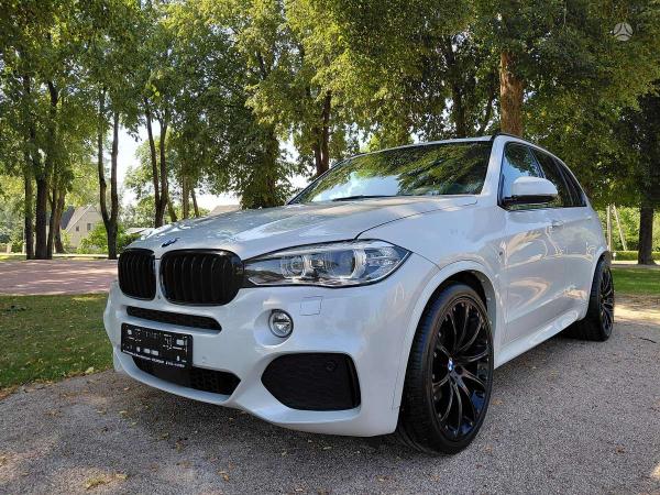 Balts BMW X5 2015 Vilkaviškis, ar dzinēja tilpumu 2.99 L un nobraukumu 235 tūkst. km par 19500 €, foto 1 vietnē AUTOMOTO.COM.LV