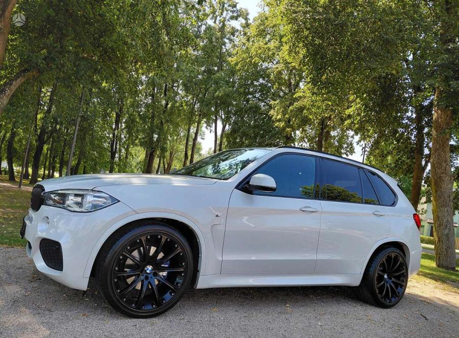 Balts BMW X5 2015 Vilkaviškis, ar dzinēja tilpumu 2.99 L un nobraukumu 235 tūkst. km par 19500 €, foto 7 vietnē AUTOMOTO.COM.LV