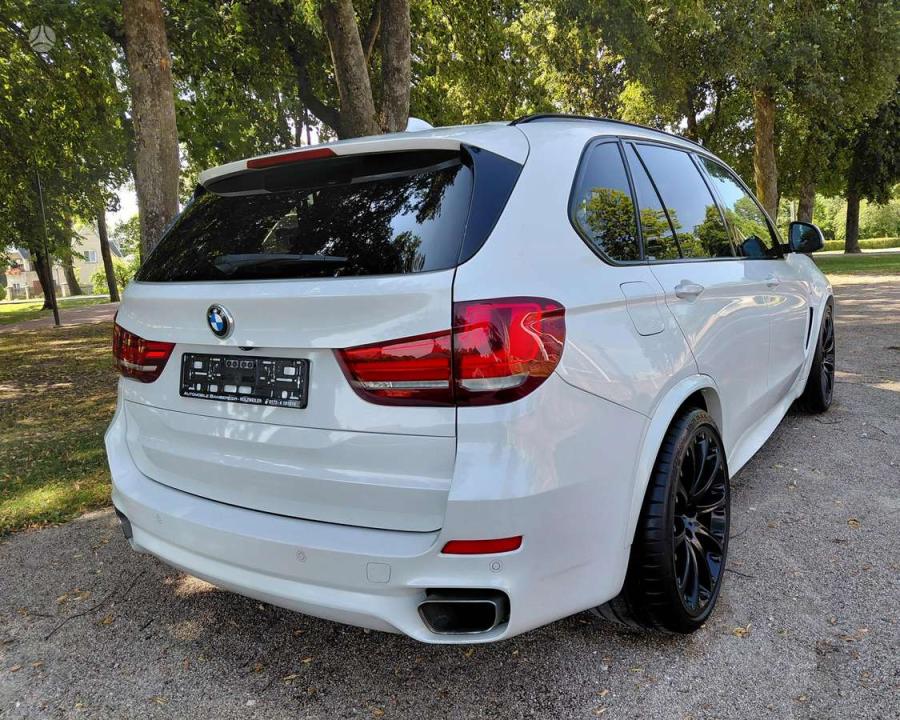 Balts BMW X5 2015 Vilkaviškis, ar dzinēja tilpumu 2.99 L un nobraukumu 235 tūkst. km par 19500 €, foto 13 vietnē AUTOMOTO.COM.LV