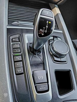 Balts BMW X5 2015 Vilkaviškis, ar dzinēja tilpumu 2.99 L un nobraukumu 235 tūkst. km par 19500 €, foto 34 vietnē AUTOMOTO.COM.LV