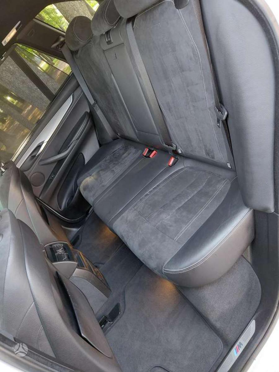Balts BMW X5 2015 Vilkaviškis, ar dzinēja tilpumu 2.99 L un nobraukumu 235 tūkst. km par 19500 €, foto 41 vietnē AUTOMOTO.COM.LV
