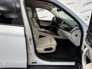 Balts BMW X5 2015 Viļņa, ar dzinēja tilpumu 2.99 L un nobraukumu 334 tūkst. km par 15000 €, foto 6 vietnē AUTOMOTO.COM.LV