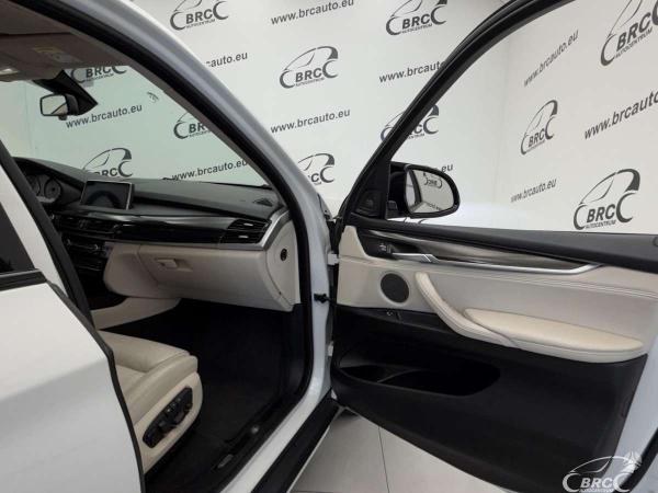 Белый БМВ Х5 2015 в Вильнюс, объемом двигателя 2.99 л и пробегом 334 тыс. км за 15000 €, фото 9 на AUTOMOTO.COM.LV