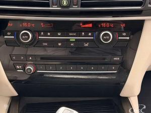 Balts BMW X5 2015 Viļņa, ar dzinēja tilpumu 2.99 L un nobraukumu 334 tūkst. km par 15000 €, foto 19 vietnē AUTOMOTO.COM.LV