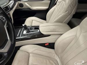 Balts BMW X5 2015 Viļņa, ar dzinēja tilpumu 2.99 L un nobraukumu 334 tūkst. km par 15000 €, foto 26 vietnē AUTOMOTO.COM.LV