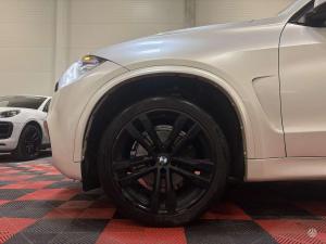 White BMW X5 2015 in Vilnius, with an engine capacity of 2.98 L and mileage of 186 thousand km for 16500 €, photo 10 on AUTOMOTO.COM.LV