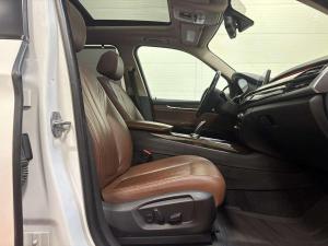 White BMW X5 2015 in Vilnius, with an engine capacity of 2.98 L and mileage of 186 thousand km for 16500 €, photo 17 on AUTOMOTO.COM.LV
