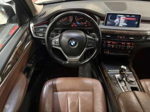 White BMW X5 2015 in Vilnius, with an engine capacity of 2.98 L and mileage of 186 thousand km for 16500 €, photo 19 on AUTOMOTO.COM.LV