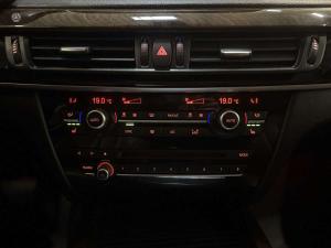 White BMW X5 2015 in Vilnius, with an engine capacity of 2.98 L and mileage of 186 thousand km for 16500 €, photo 23 on AUTOMOTO.COM.LV
