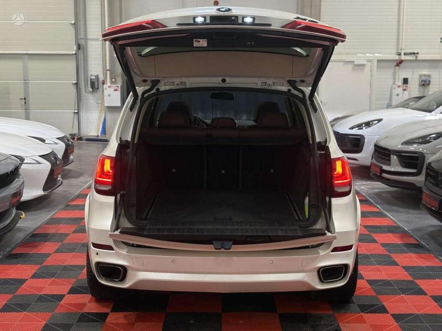 White BMW X5 2015 in Vilnius, with an engine capacity of 2.98 L and mileage of 186 thousand km for 16500 €, photo 31 on AUTOMOTO.COM.LV