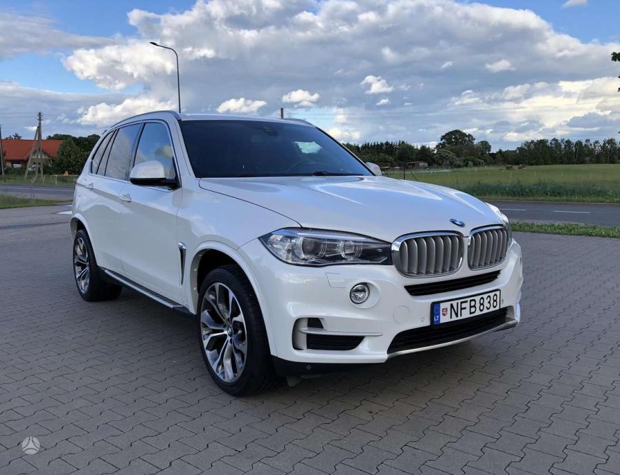 Balts BMW X5 2015 Kauņa, ar dzinēja tilpumu 2.00 L un nobraukumu 189 tūkst. km par 22000 €, foto 14 vietnē AUTOMOTO.COM.LV