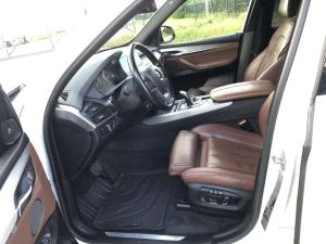 Balts BMW X5 2015 Kauņa, ar dzinēja tilpumu 2.00 L un nobraukumu 189 tūkst. km par 22000 €, foto 20 vietnē AUTOMOTO.COM.LV