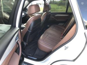 Balts BMW X5 2015 Kauņa, ar dzinēja tilpumu 2.00 L un nobraukumu 189 tūkst. km par 22000 €, foto 22 vietnē AUTOMOTO.COM.LV