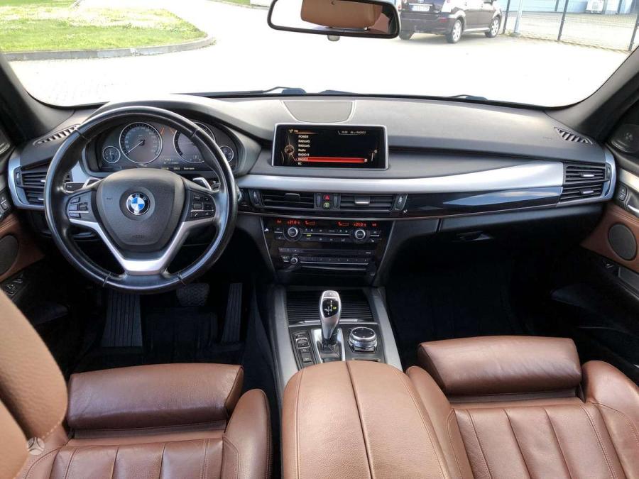 Balts BMW X5 2015 Kauņa, ar dzinēja tilpumu 2.00 L un nobraukumu 189 tūkst. km par 22000 €, foto 23 vietnē AUTOMOTO.COM.LV