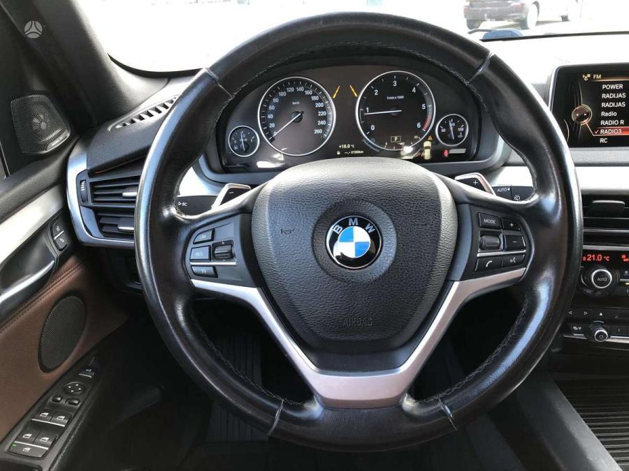Balts BMW X5 2015 Kauņa, ar dzinēja tilpumu 2.00 L un nobraukumu 189 tūkst. km par 22000 €, foto 25 vietnē AUTOMOTO.COM.LV
