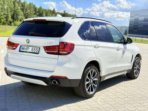 Balts BMW X5 2015 Viļņa, ar dzinēja tilpumu 2.99 L un nobraukumu 327 tūkst. km par 19900 €, foto 7 vietnē AUTOMOTO.COM.LV