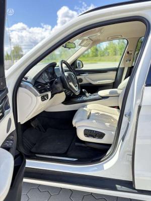 Balts BMW X5 2015 Viļņa, ar dzinēja tilpumu 2.99 L un nobraukumu 327 tūkst. km par 19900 €, foto 9 vietnē AUTOMOTO.COM.LV