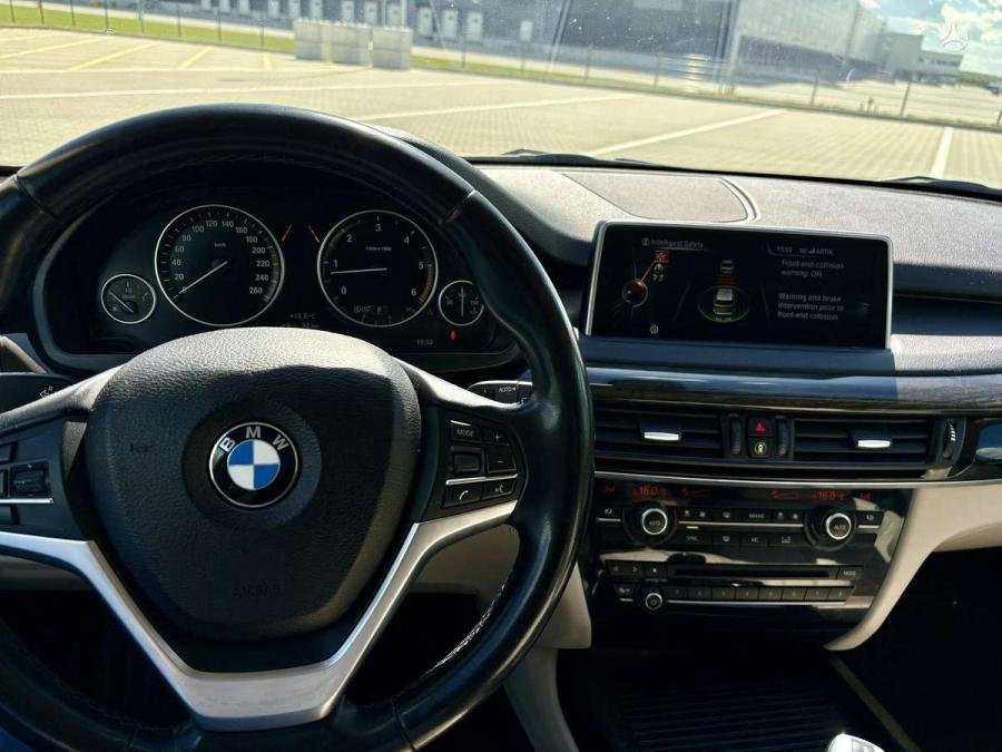 Balts BMW X5 2015 Viļņa, ar dzinēja tilpumu 2.99 L un nobraukumu 327 tūkst. km par 19900 €, foto 15 vietnē AUTOMOTO.COM.LV