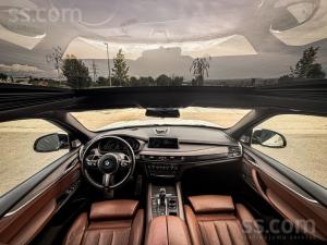 Balts BMW X5 2015 Rīga, ar dzinēja tilpumu 3.00 L un nobraukumu 181 tūkst. km par 25500 €, foto 8 vietnē AUTOMOTO.COM.LV