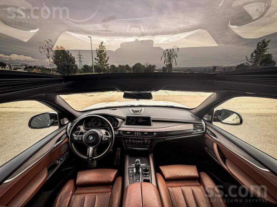 Balts BMW X5 2015 Rīga, ar dzinēja tilpumu 3.00 L un nobraukumu 181 tūkst. km par 25500 €, foto 8 vietnē AUTOMOTO.COM.LV