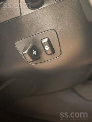 Balts BMW X5 2015 Rīga, ar dzinēja tilpumu 3.00 L un nobraukumu 181 tūkst. km par 25500 €, foto 15 vietnē AUTOMOTO.COM.LV