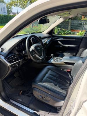 Balts BMW X5 2015 Rīga, ar dzinēja tilpumu 3.00 L un nobraukumu 222 tūkst. km par 18000 €, foto 6 vietnē AUTOMOTO.COM.LV