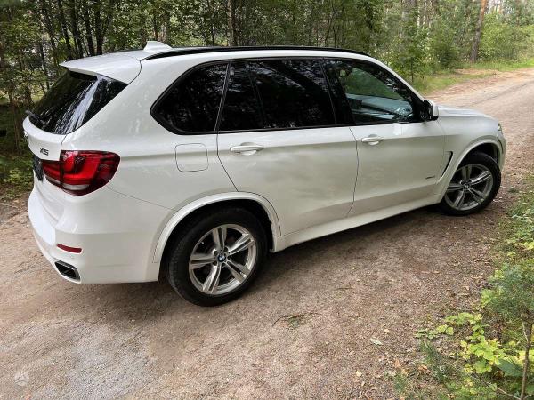 Balts BMW X5 2015 Viļņa, ar dzinēja tilpumu 4.40 L un nobraukumu 142 tūkst. km par 19500 €, foto 6 vietnē AUTOMOTO.COM.LV