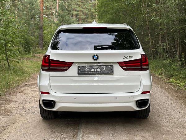 Balts BMW X5 2015 Viļņa, ar dzinēja tilpumu 4.40 L un nobraukumu 142 tūkst. km par 19500 €, foto 9 vietnē AUTOMOTO.COM.LV